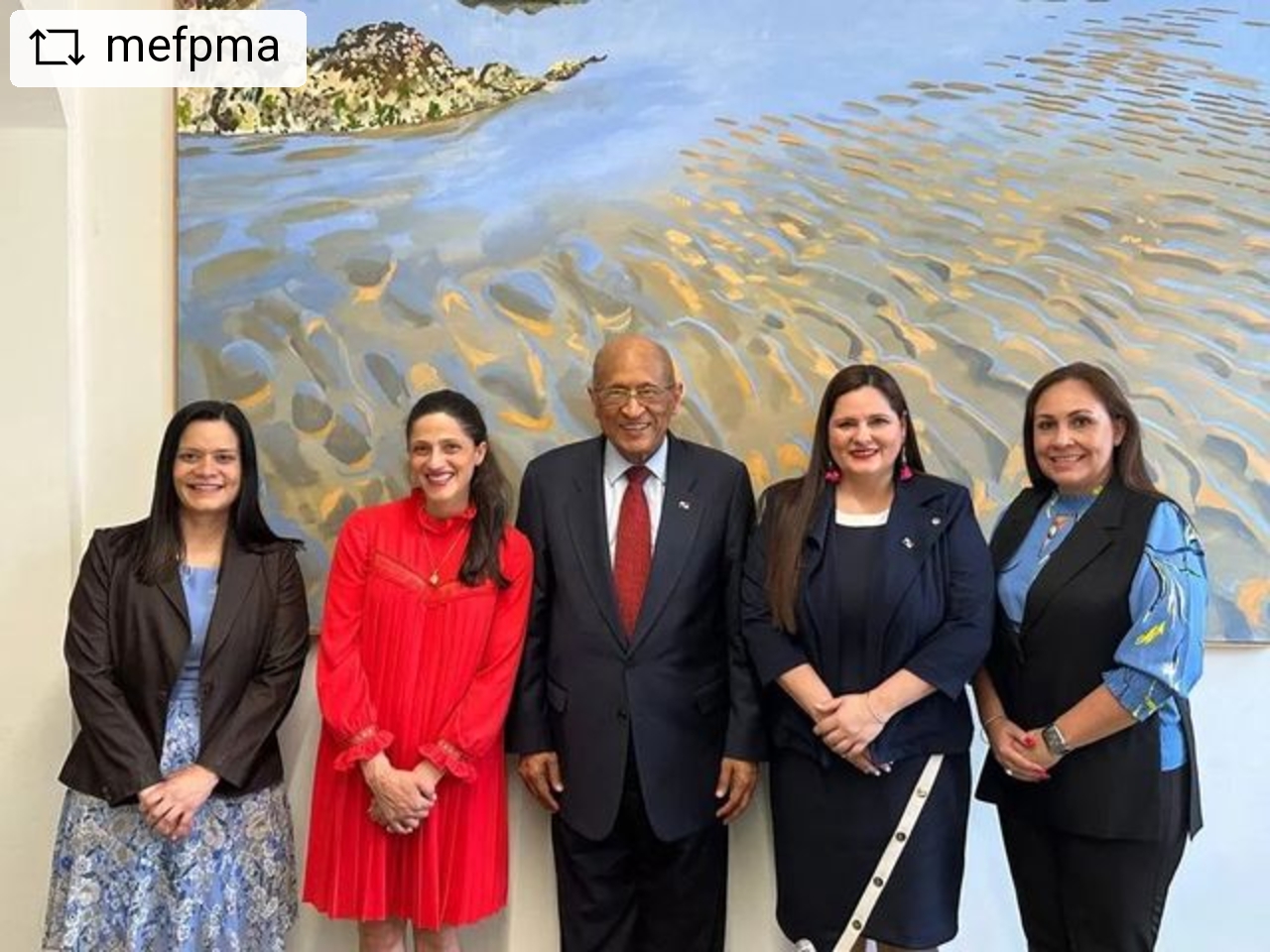 Rencontre du ministre Héctor Alexander avec Éléonore Caroit, députée de ...